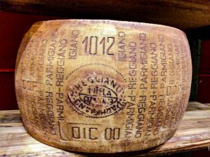A Modena Food Tour of Parmigiano Reggiano and Balsamic Vinegar